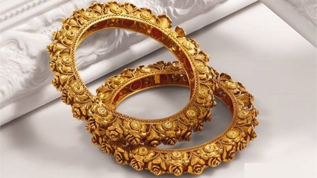 Latest Gold Kangan Design For Wedding