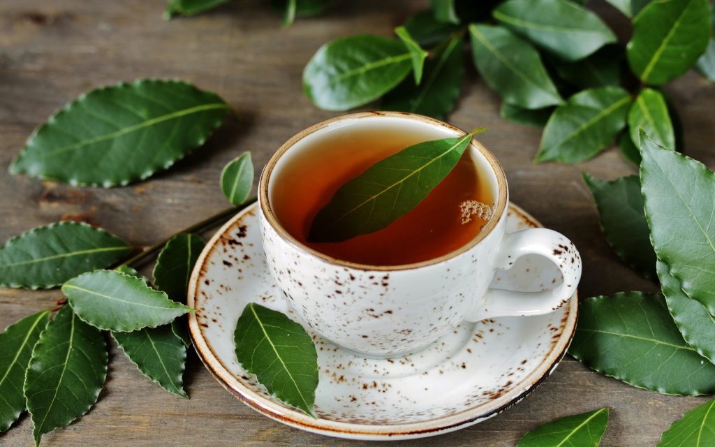 Dust Tea Vs Leaf Tea Benefits in Table